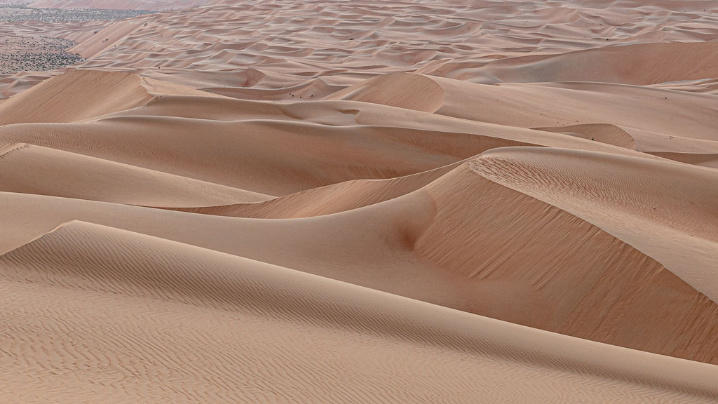 Italian Word of the Day: Al di là (on the other side / beyond) - Daily ...