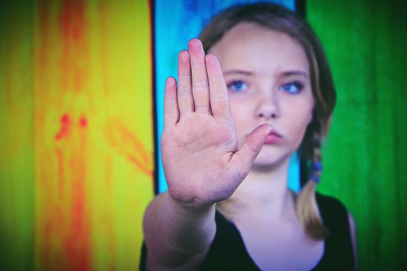 10+ Ways to Say "Stop!" in the Italian Language - Daily Italian Words